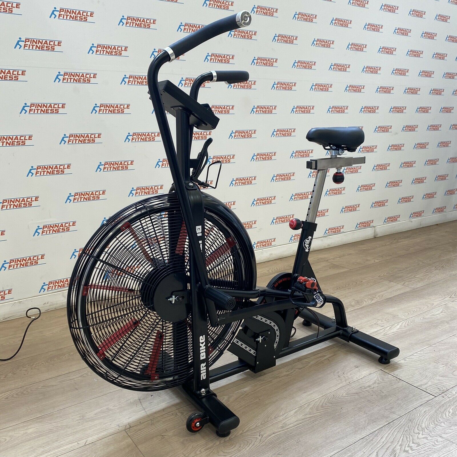 Pec Deck/Fly | Peck Deck Machine - Pinnacle Fitness